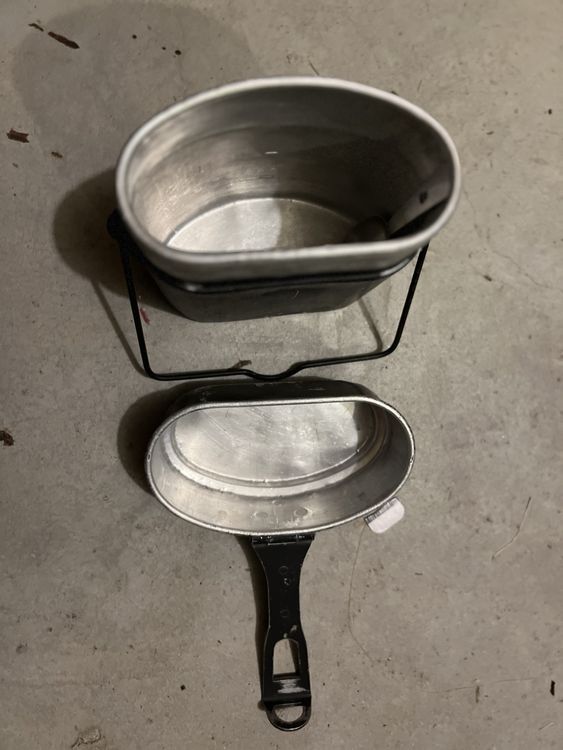 Gamelle Schweizer Armee (Gebraucht) in Lyss für CHF 1 – mit Lieferung auf Ricardo kaufen