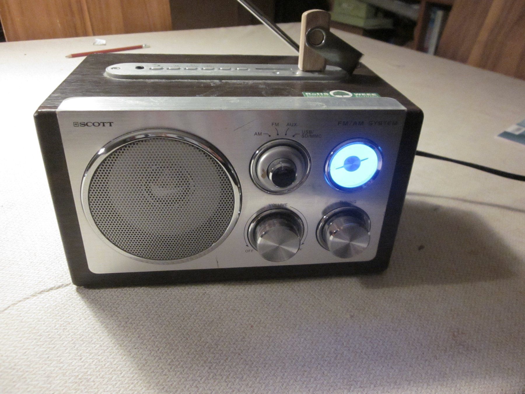 SCOTT Radio UKW, MW, USB- und SD/MMC Abspielgerät MP3. (Gebraucht) in ...