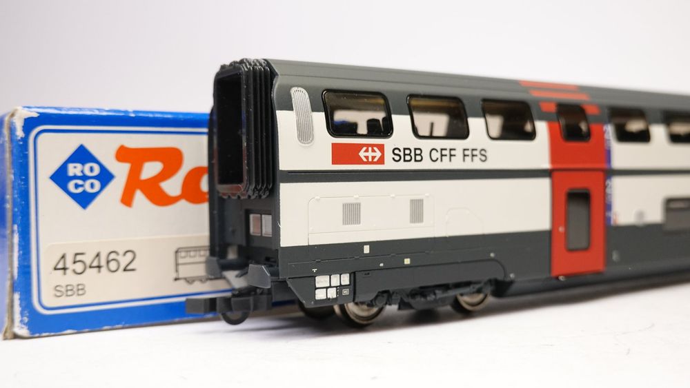 2ß Roco 45462 SBB Personenwagen DoSto 2. Klasse (Gebraucht) in für CHF ...