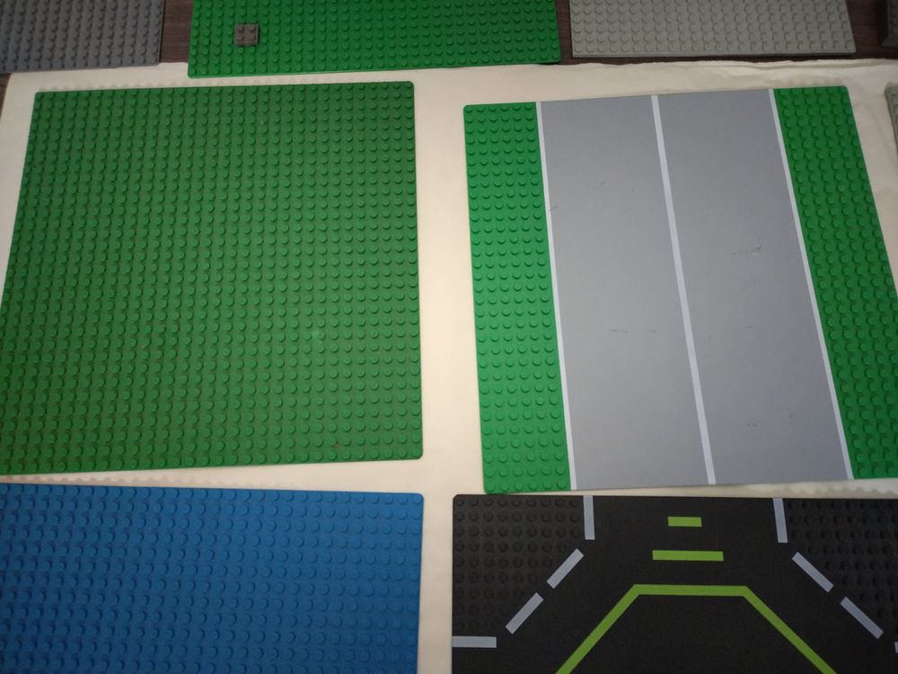 Lego 34 Platten Grundplatten Strasenplatten kleine Platten (Gebraucht ...