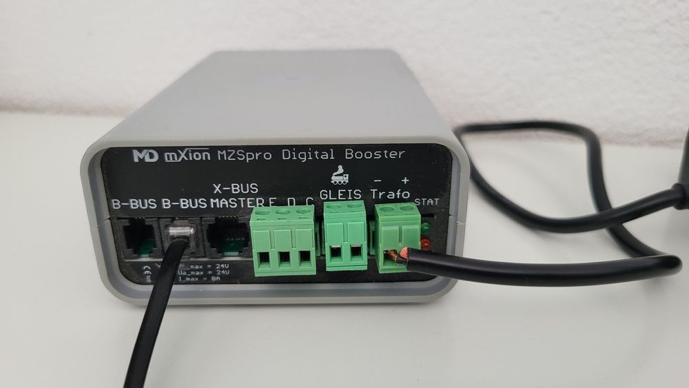 mXion MZSpro Digital Booster 8 Ampère dauernd (10 A kurzfr.) (Gebraucht) in Tägerig für CHF 110 ...