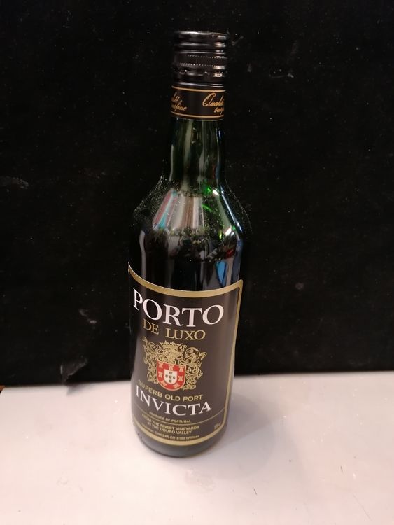 Porto de Luxe Invicta, Porto Superbe. Ouvert | Kaufen auf Ricardo