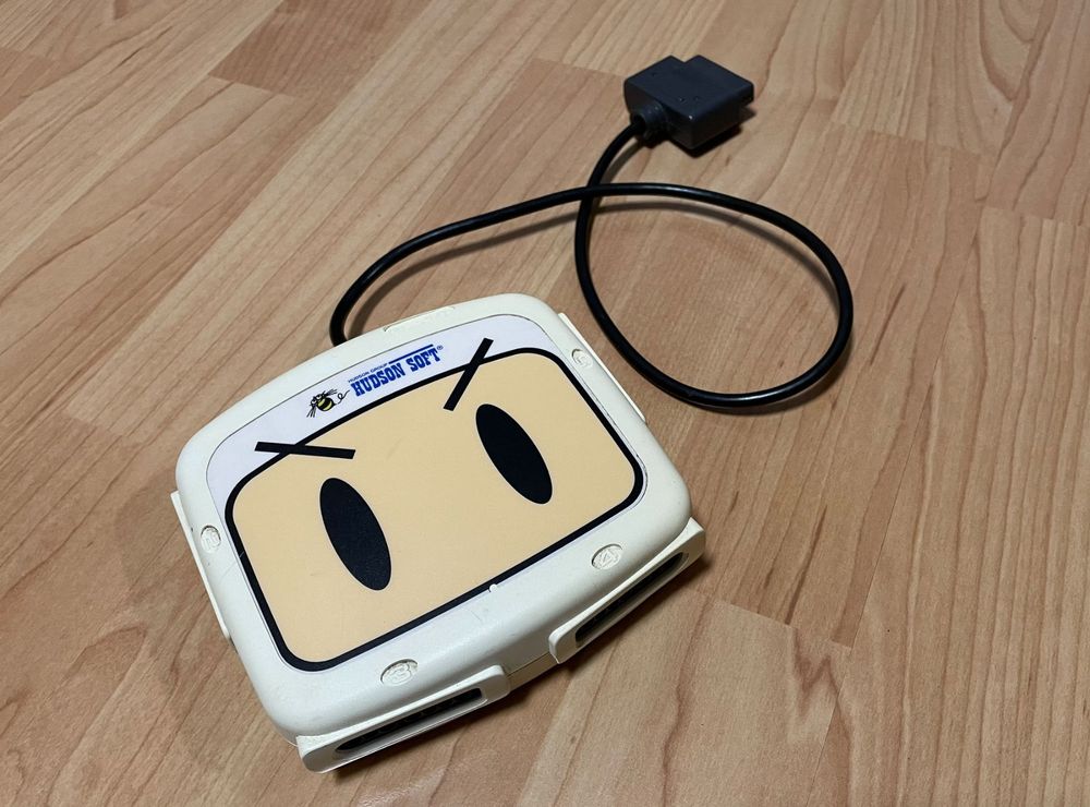 SNES Multitap Hudson Soft Bomberman + 4 Nintendo Controller | Kaufen ...