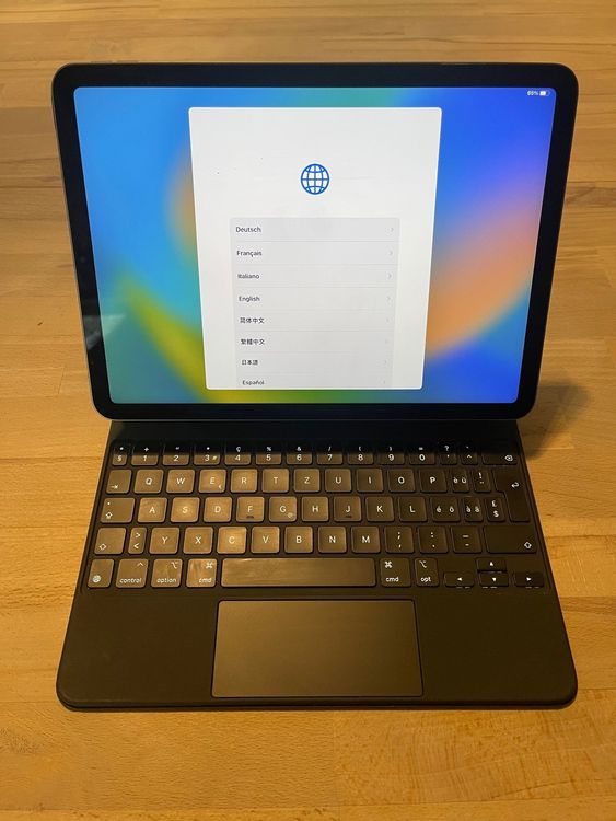 Ipad Ait 5th Gen. WIFi 64 GB mit Magic Keyboard & Pencil (Gebraucht) in ...