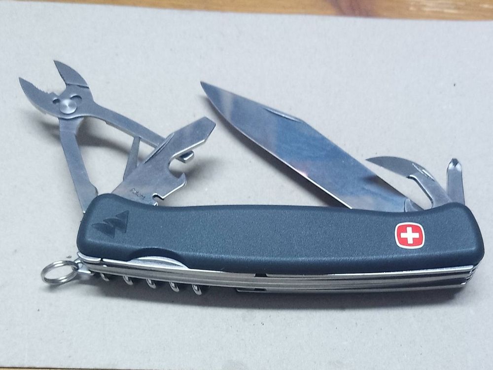 Messer - Wenger - Multi Tool | Kaufen auf Ricardo