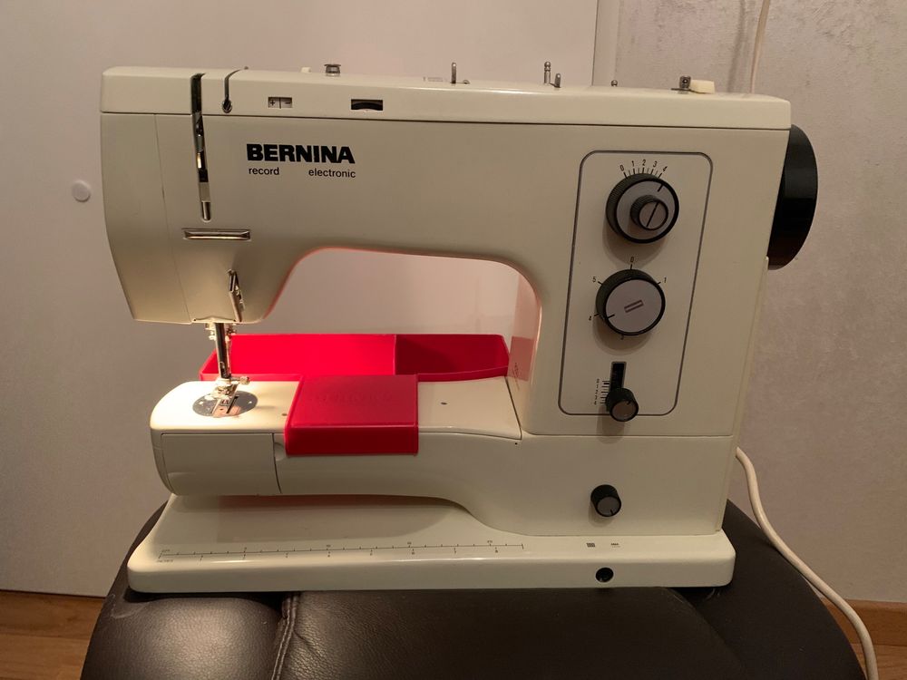 Bernina 830 (Gebraucht) in Schlieren für CHF 235 – mit Lieferung auf ...