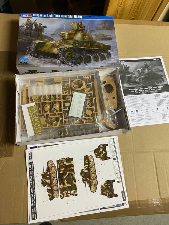 1/35 LIGHT TANK 38M TOLDI I (A20) (Neu (gemäss Beschreibung)) in ...