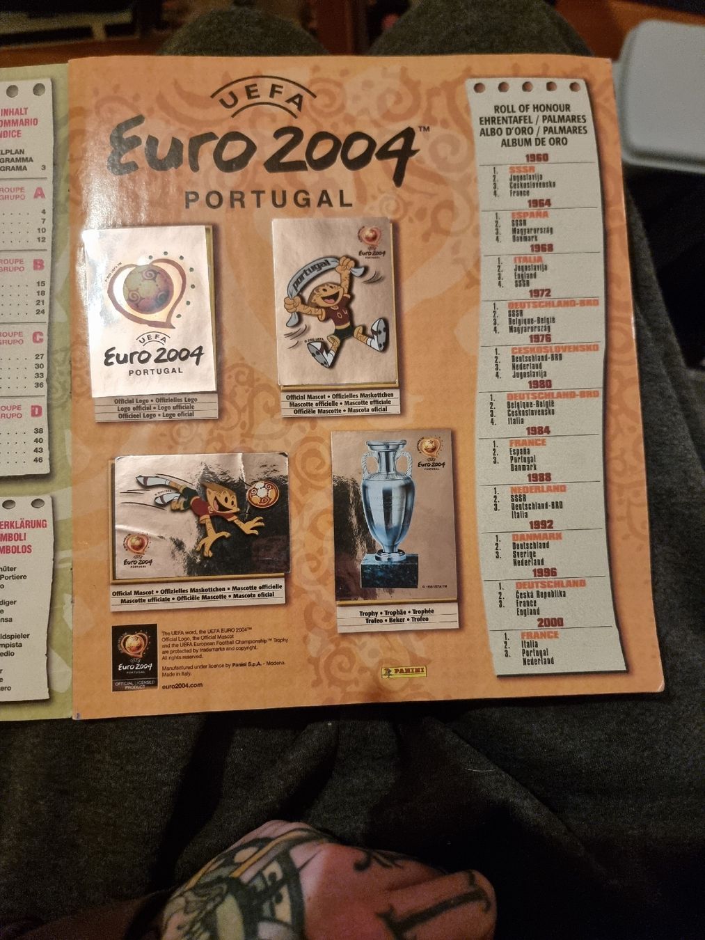 Panini EM Euro 2004 Portugal Sticker Album fast komplett (Gebraucht) in ...