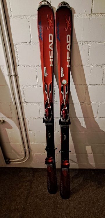 Damen Ski Set bestehend aus Ski, Skischuhe und Skistöcke (Gebraucht) in ...