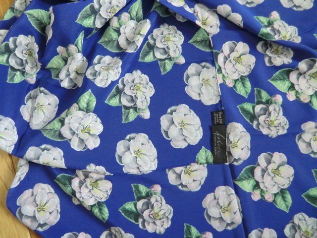 Écharpe FABRIC FRONTLINE (D'occasion) à Zürich pour CHF 50 – avec ...