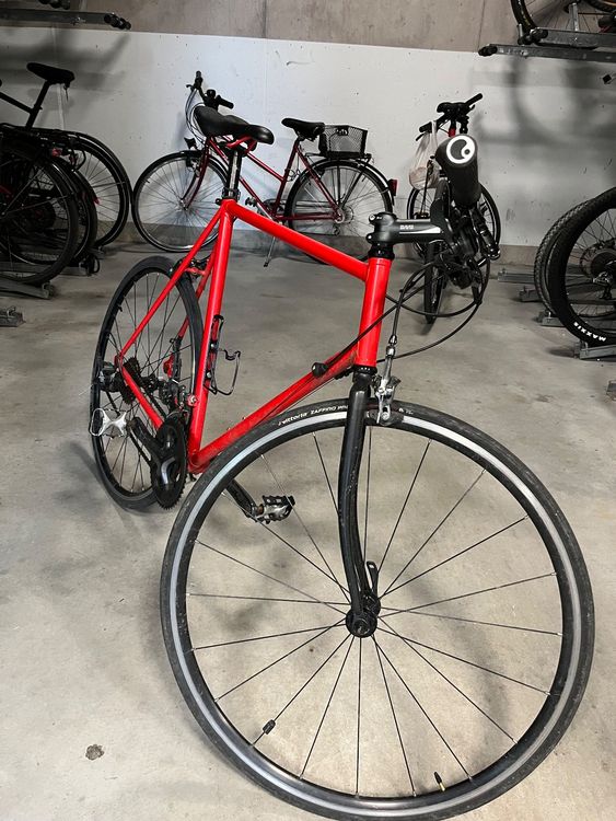 rotes City Rad / Rennrad (Defekt) in Zürich für CHF 36 – nur Abholung ...