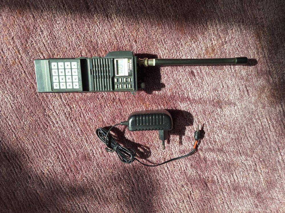 Yaesu FT-23 mit CTCSS und DTMF (Gebraucht) in Canobbio für CHF 39 – mit ...