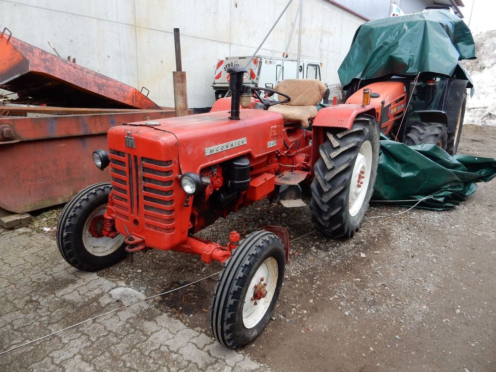 Traktor McCormick D-439 (Defekt) in Wetzikon für CHF 890 – mit ...