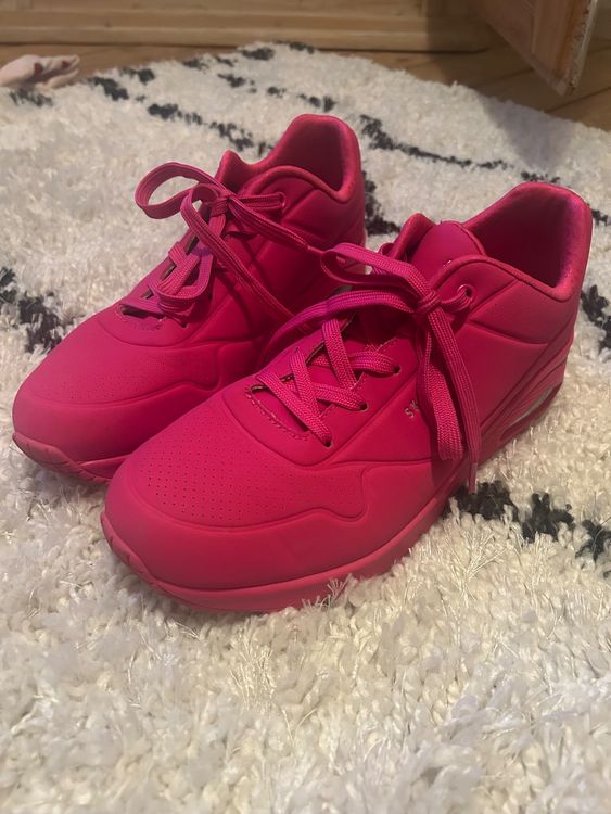 Skechers Pink 41 (Gebraucht) in Winterthur für CHF 25 – mit Lieferung ...