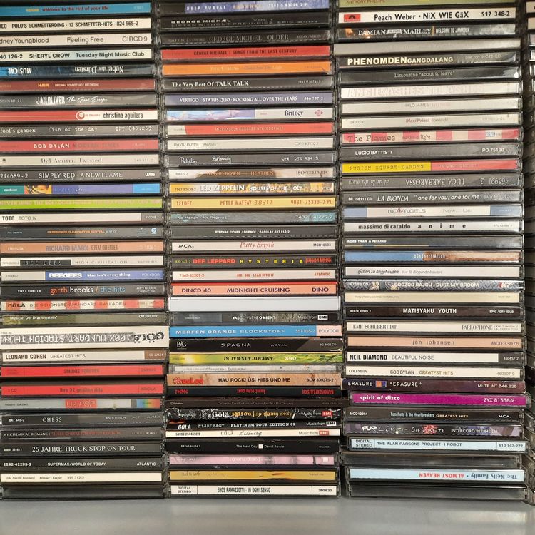 Grosse CD-Sammlung verschiedener Genres - Top Zustand! (Gebraucht) in ...