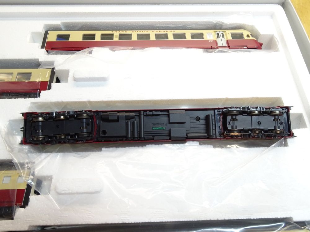 Märklin 37547 RAe TEE Zug, SBB/CFF, Sound/ MFX, Defekt, H0 (Defekt) in ...