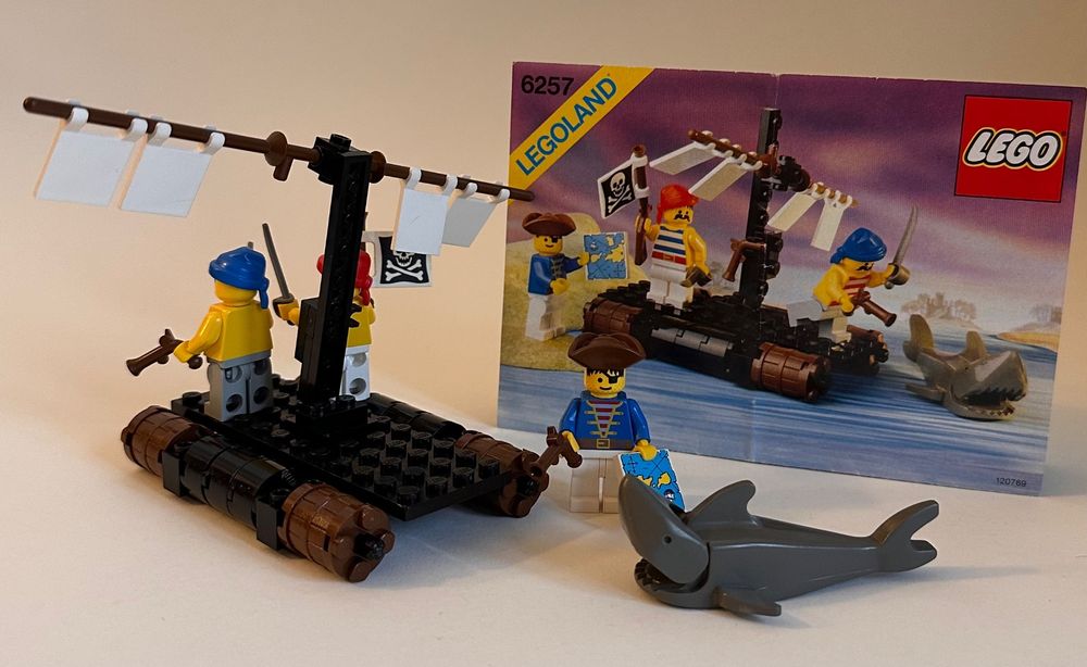 Vintage LEGO 6257 Pirates "Castaway's Raft", Jahr 1989, ab 1 | Kaufen ...