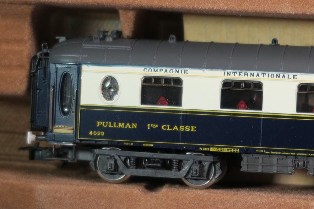 RIVAV28 CIWL 3 Voitures Rivarossi No 2517 (2x) + No 2856 | Kaufen auf Ricardo