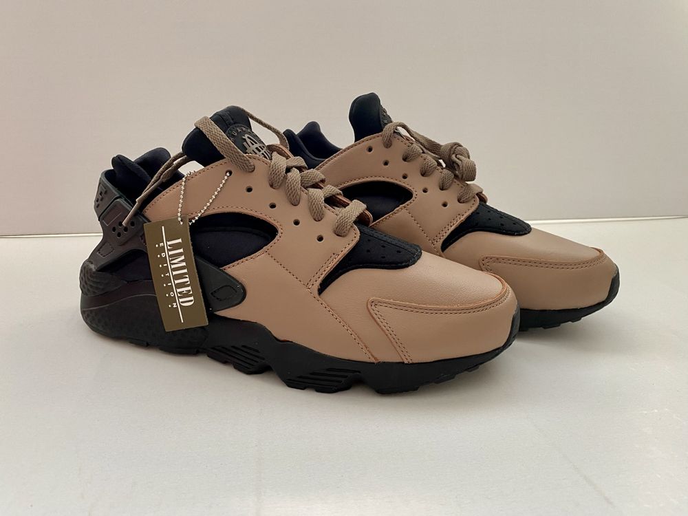 NIKE HUARACHE Limited Édition (Neu und originalverpackt) in FRIBOURG ...