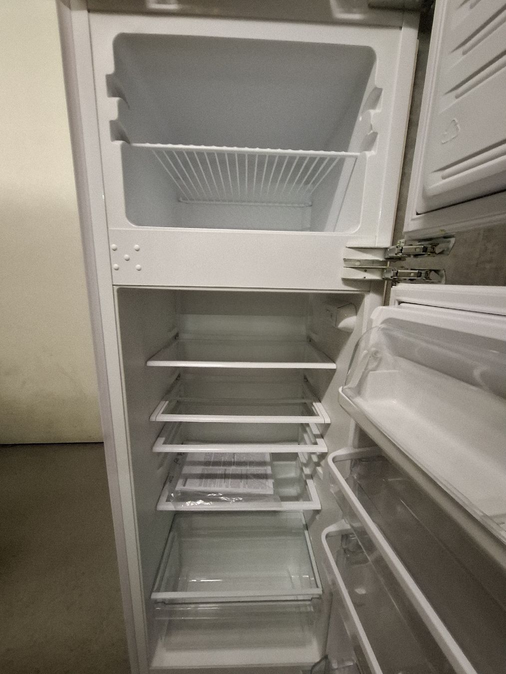 V-Zug Kühlschrank Prima, KPA60Ir, Top Zustand, Abholbereit (Gebraucht ...