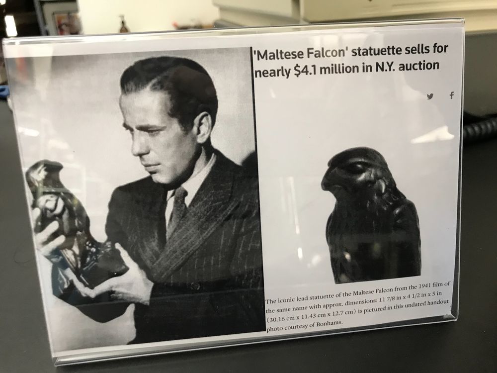 1:1 Maltese Falcon Movie prop Replika Humphrey Bogart 1:1 (Gebraucht ...