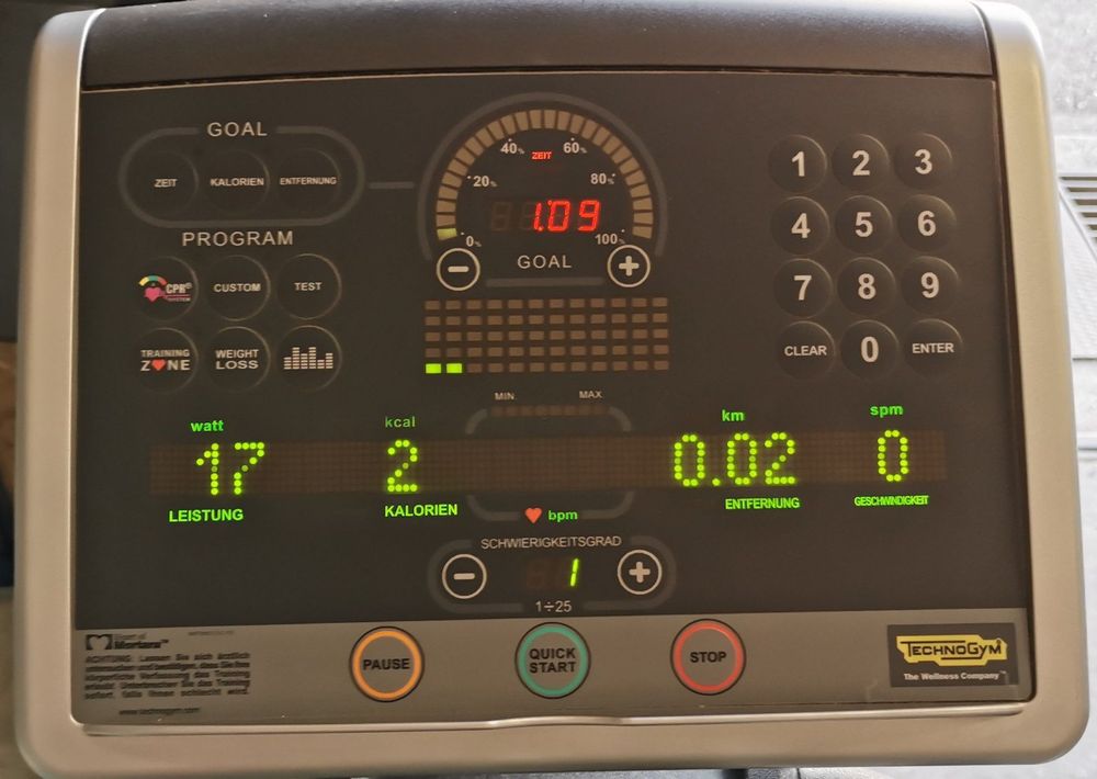 Crosstrainer Technogym Synchro Excite 700 LED | Kaufen auf Ricardo