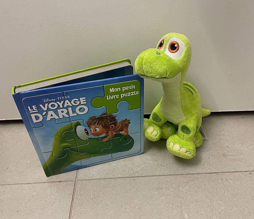Mon petit livre puzzle: Le voyage d'Arlo Peluche Dinosaure (Gebraucht ...