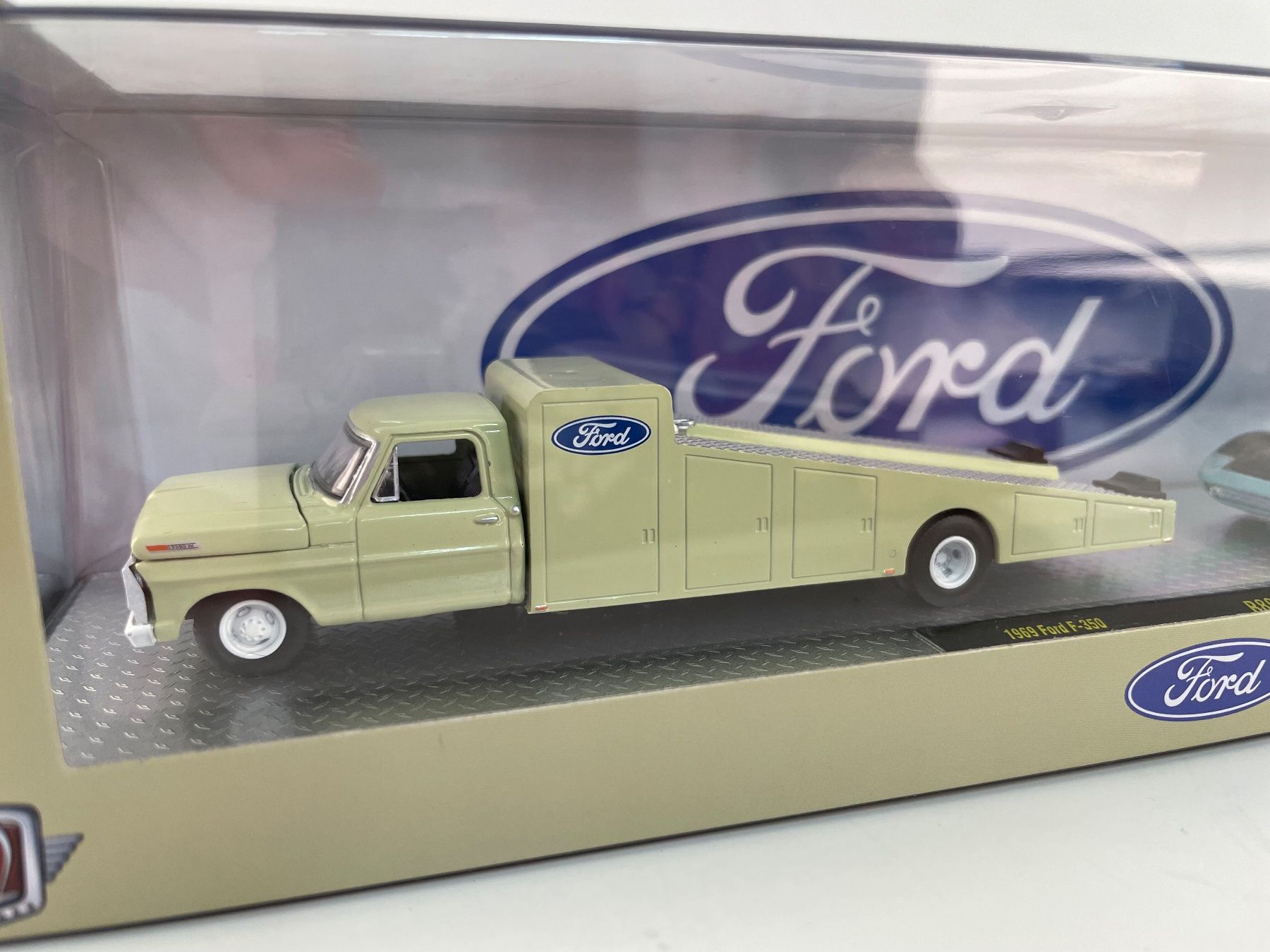 M2 Machines Ford GT40 (Neu und originalverpackt) in Uznach für CHF 59 ...