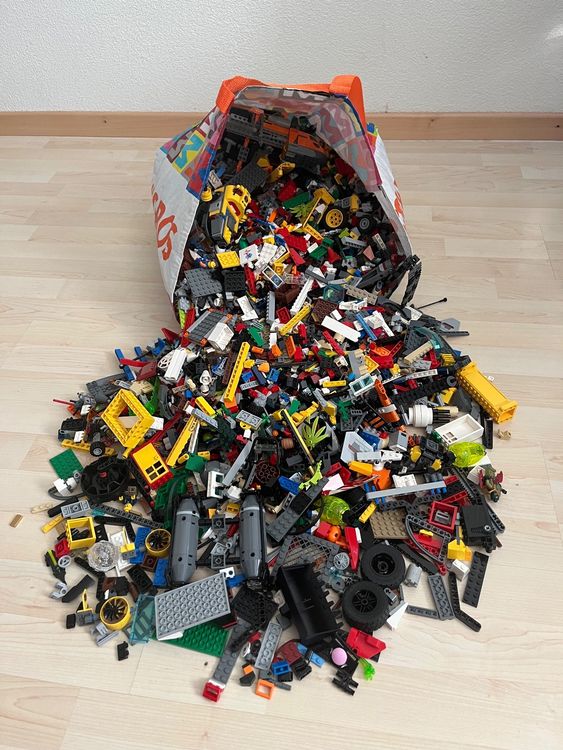 Lego 10kg (Gebraucht) in Inwil für CHF 85 – nur Abholung auf Ricardo kaufen