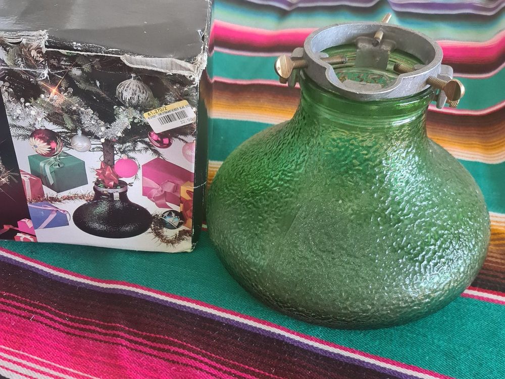 Christbaumständer für Bäume bis 180cm (Gebraucht) in Basel für CHF 14 ...