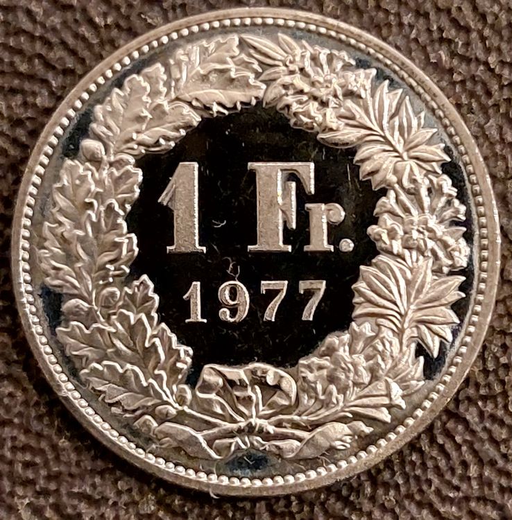 1 Franken 1977 stgl. / aus Münzsatz (Neu (gemäss Beschreibung)) in Arch für CHF 10 – mit ...