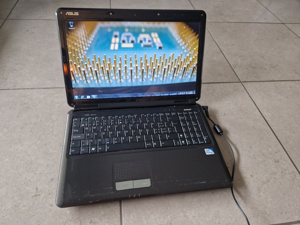 Asus K Series Laptop - Model K50IN-SX001C (Gebraucht) in Adlikon b ...