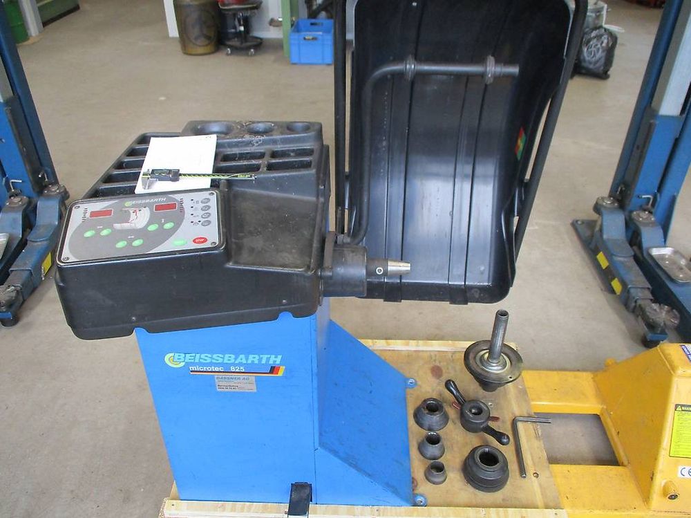 Auswuchtmaschine Beissbarth Microline 825 (Gebraucht) in Schongau für ...