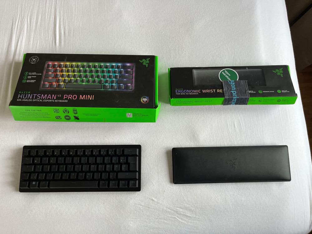 Razer Huntsman V3 Pro Mini 60% Keyboard and Wrist Rest | Kaufen auf Ricardo