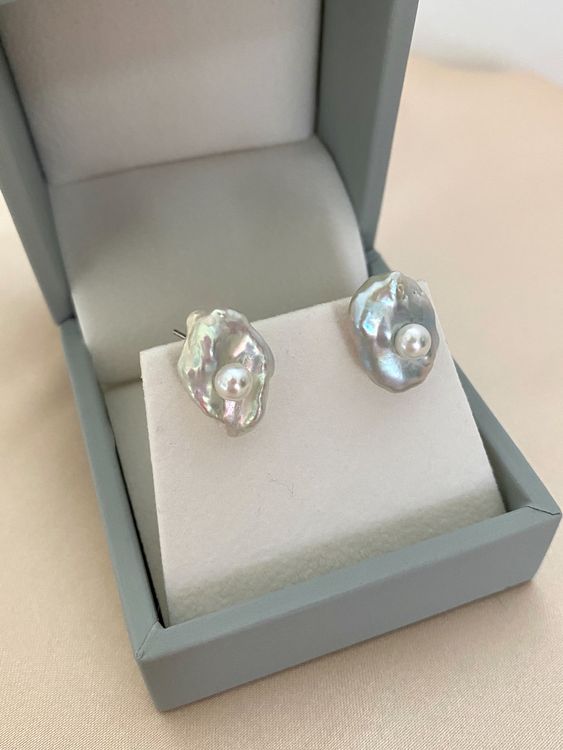 Barock Perlen Ohrstecker/ echte (Neu und originalverpackt) in Sarnen für CHF 40 – mit Lieferung ...