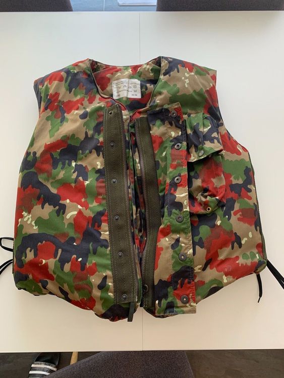 Splitterschutzweste Schweizer Armee (Gebraucht) in für CHF 41 – mit ...