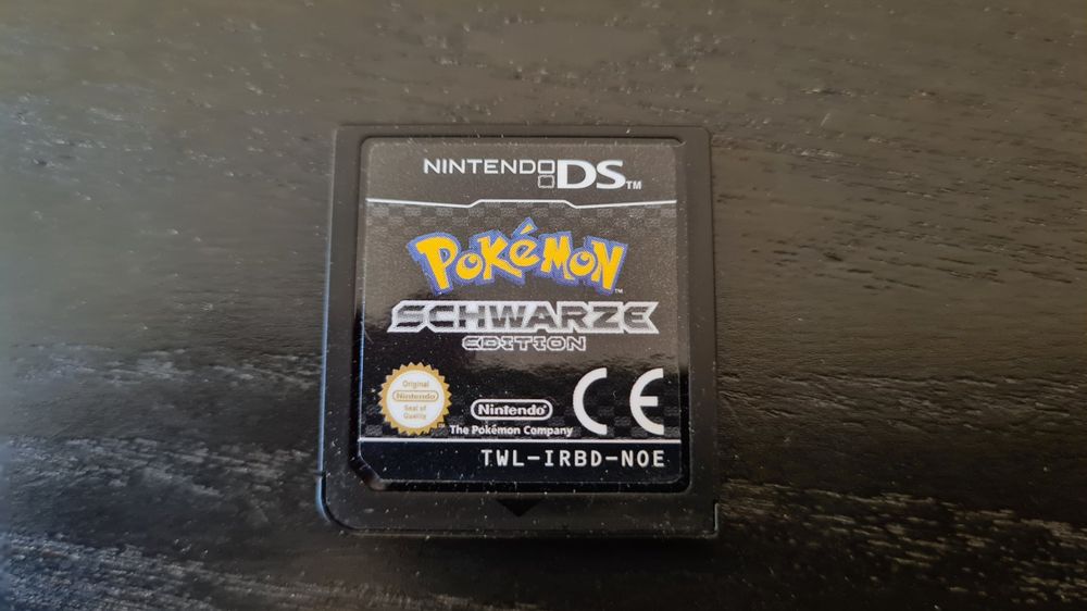 Pokémon SCHWARZE EDITION - Nintendo DS (Gebraucht) in Grüningen für CHF ...