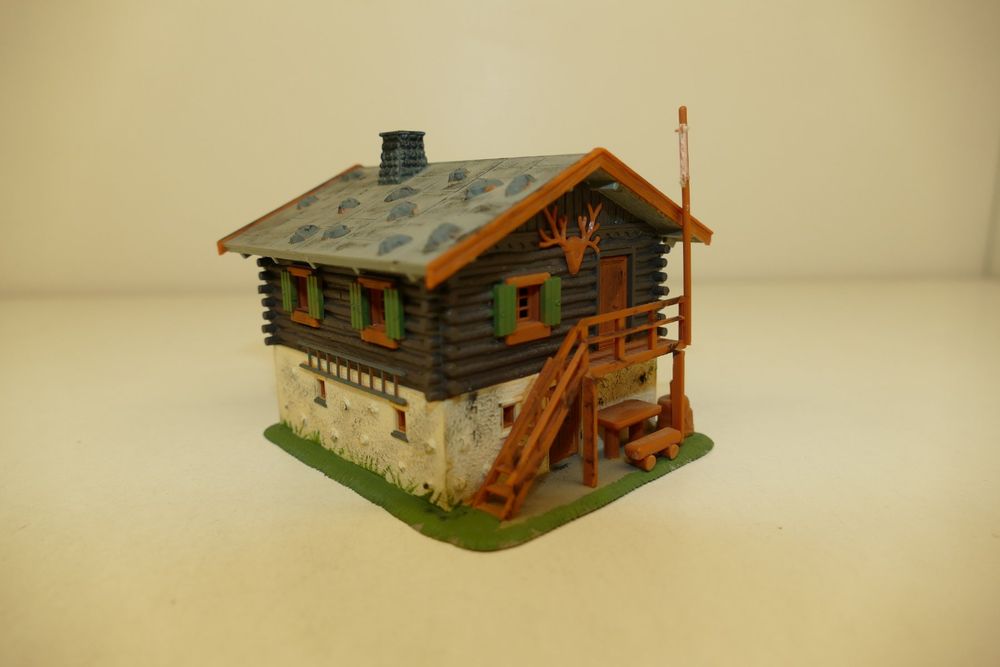 Pola H0: Chalet gealtert (Gebraucht) in Niederhasli für CHF 14 – mit ...