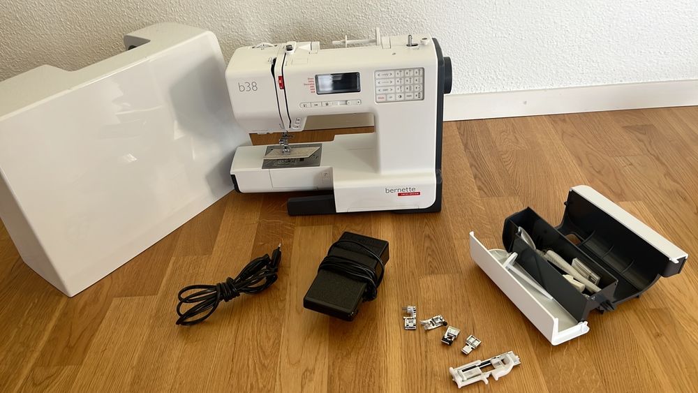 Bernette b38 Nähmaschine - Swiss Design, Top Zustand! | Kaufen auf Ricardo