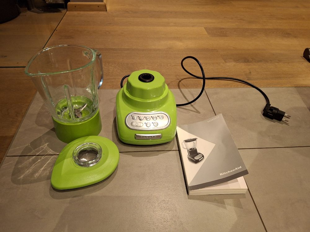 KitchenAid Artisan Standmixer 5KSB5553 Grün (Gebraucht) in Vuarrens für ...