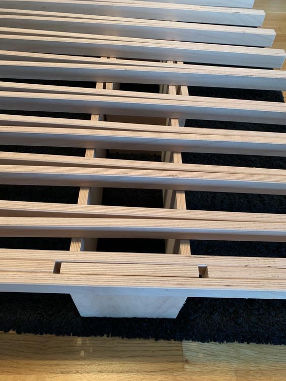 Tojo V Bett 90-180cm | Kaufen auf Ricardo