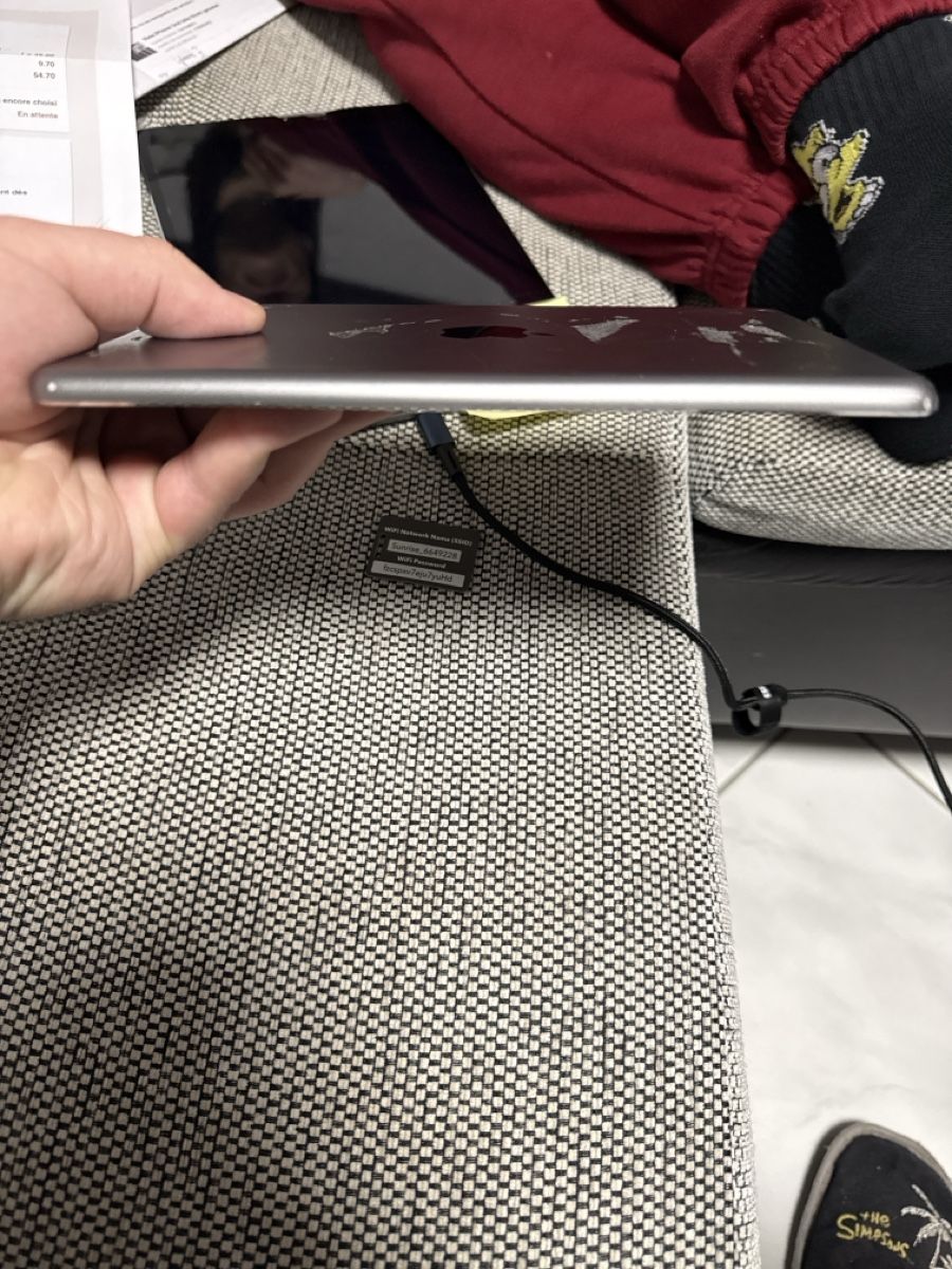 iPad Mini A1432 Black (Défectueux) à Payerne pour CHF 29 – avec ...