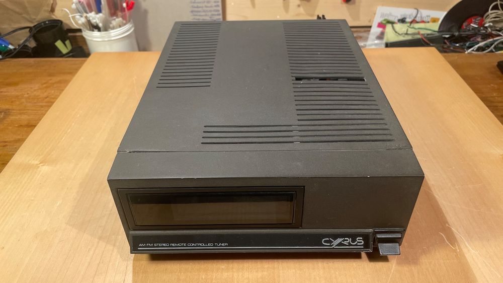 Mission Cyrus Tuner (Defekt) in für CHF 1 – mit Lieferung auf Ricardo ...