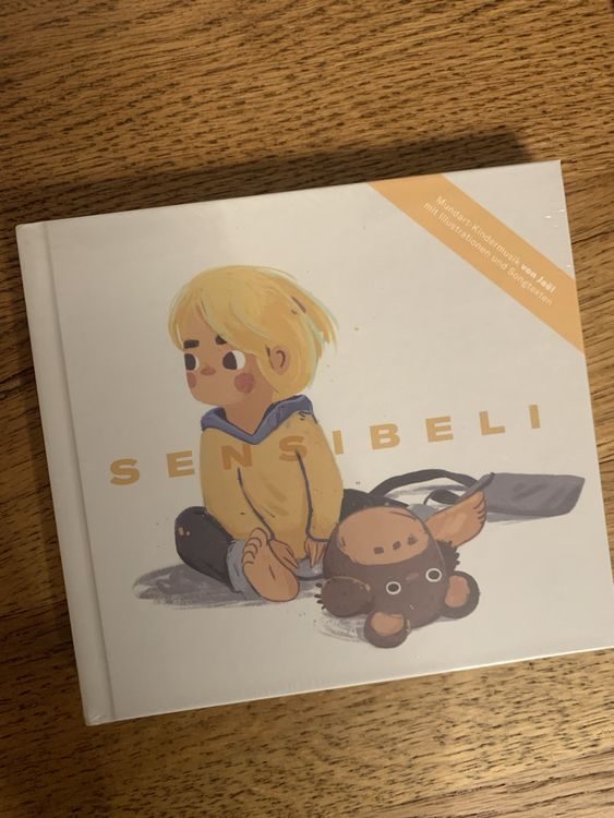 Sensibeli Fanbox mit CD, Vorlesebüchlein, Postkarte, Tattoos (Neu und originalverpackt) in Gwatt ...