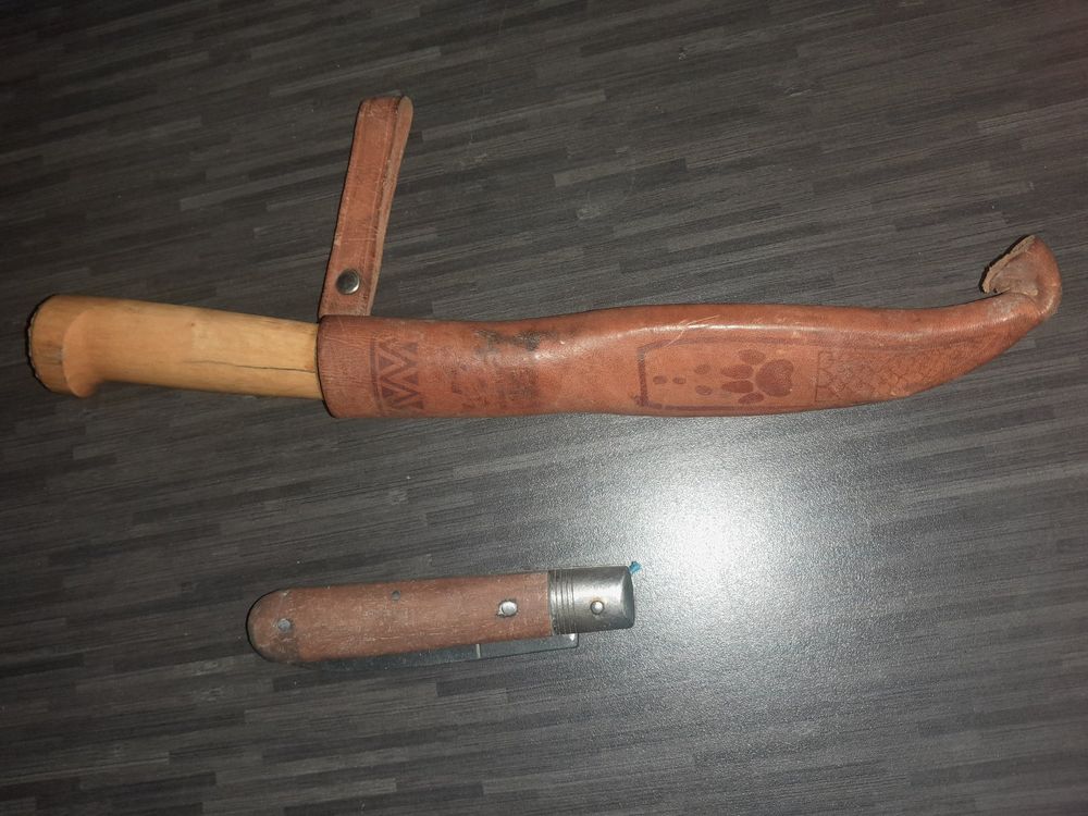 2 Vintage Messer Set mit Lederscheide & Sackmesser (Gebraucht) in Steffisburg für CHF 12 – mit ...