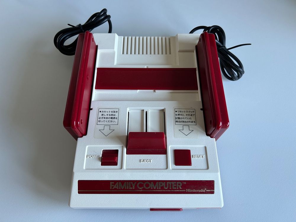 Original Nintendo NES Famicom Family Computer Konsole (Gebraucht) in ...