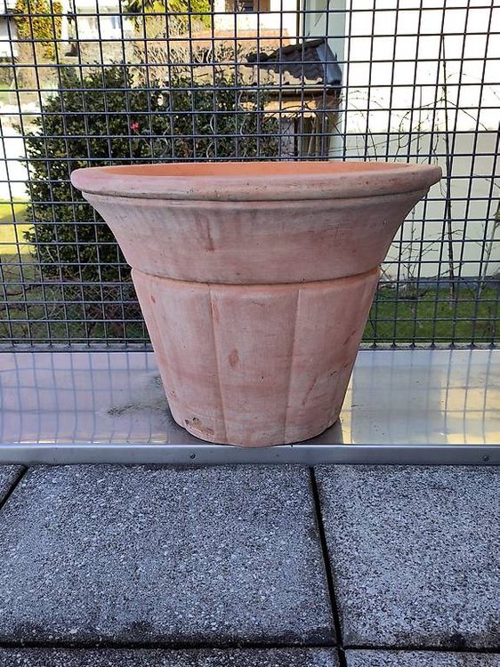 Vaso per piante Terracotta Ø 50 cm altezza 38cm (Gebraucht) in Bidogno für CHF 10 – nur Abholung ...