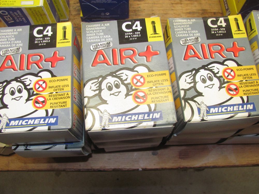 Fahrrad Schlauch Veloschlauch MICHELIN 26x1.5 - 2.2 Autov. | Kaufen auf Ricardo