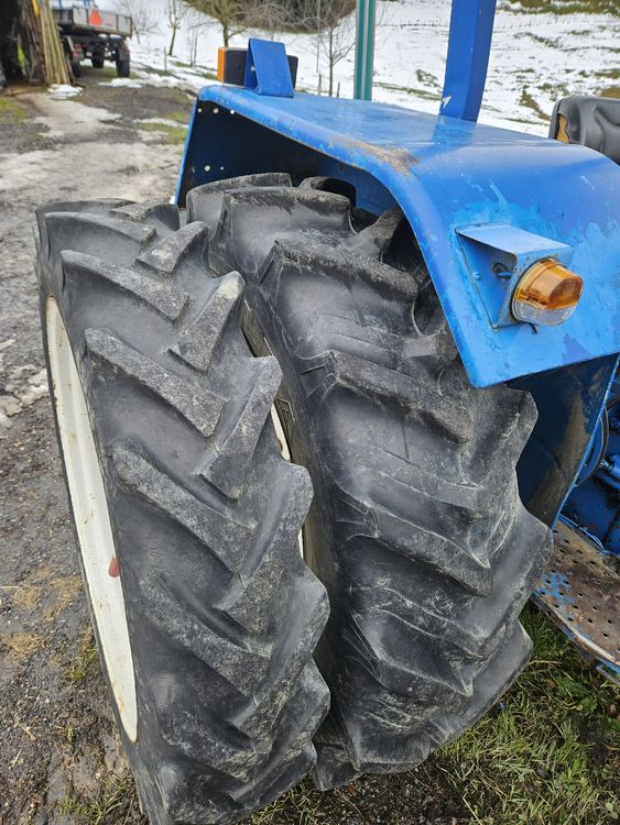 FORD Traktor 3000 Allrad (Gebraucht) in Hergiswil LU für CHF 3800 – nur ...