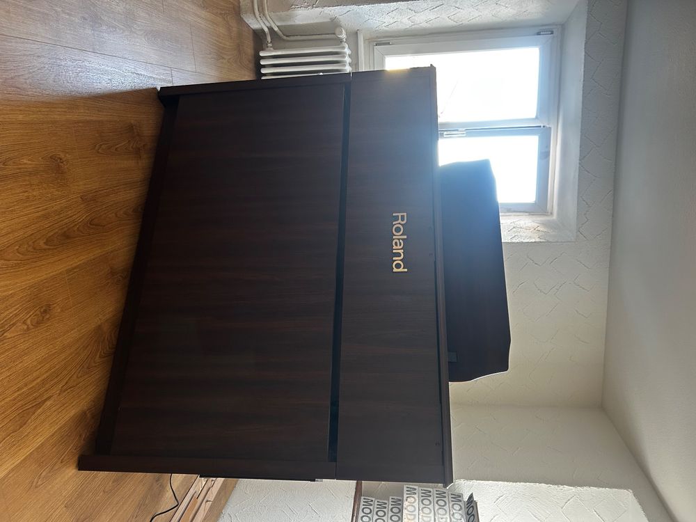 Digital Piano Roland (Defekt) in Bättwil für CHF 30 – nur Abholung auf ...